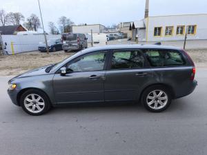 Grey Volvo V50 2007 in Taurage, with an engine capacity of 2.00 L and mileage of 457 thousand km for 1650 €, photo 8 on AUTOMOTO.COM.LV