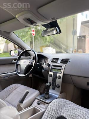 Pelēks Volvo V50 2007 Kuldīga, ar dzinēja tilpumu 2.00 L un nobraukumu 0 tūkst. km par 1500 €, foto 11 vietnē AUTOMOTO.COM.LV