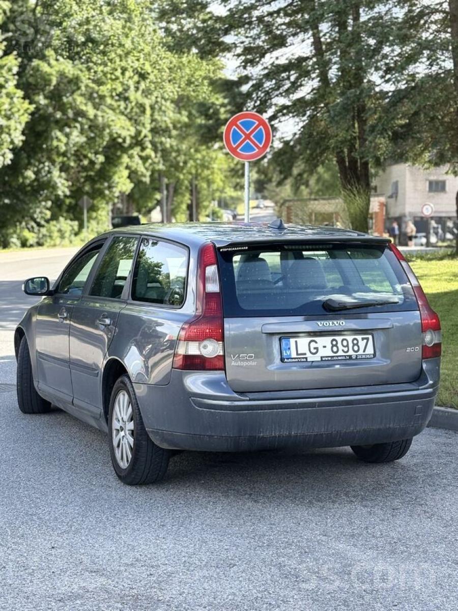Pelēks Volvo V50 2007 Kuldīga, ar dzinēja tilpumu 2.00 L un nobraukumu 0 tūkst. km par 1500 €, foto 12 vietnē AUTOMOTO.COM.LV