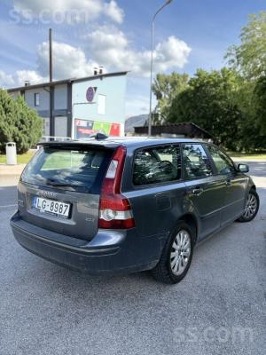 Pelēks Volvo V50 2007 Kuldīga, ar dzinēja tilpumu 2.00 L un nobraukumu 0 tūkst. km par 1500 €, foto 14 vietnē AUTOMOTO.COM.LV