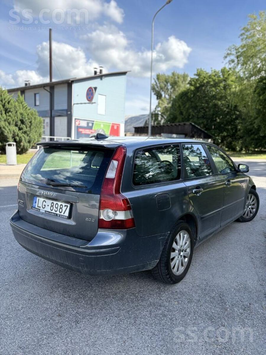 Pelēks Volvo V50 2007 Kuldīga, ar dzinēja tilpumu 2.00 L un nobraukumu 0 tūkst. km par 1500 €, foto 14 vietnē AUTOMOTO.COM.LV