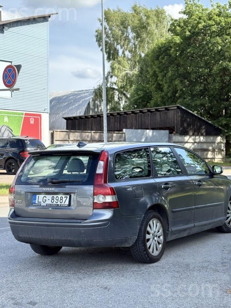 Pelēks Volvo V50 2007 Kuldīga, ar dzinēja tilpumu 2.00 L un nobraukumu 0 tūkst. km par 1500 €, foto 15 vietnē AUTOMOTO.COM.LV