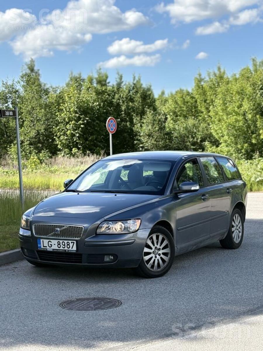 Pelēks Volvo V50 2007 Kuldīga, ar dzinēja tilpumu 2.00 L un nobraukumu 0 tūkst. km par 1500 €, foto 16 vietnē AUTOMOTO.COM.LV