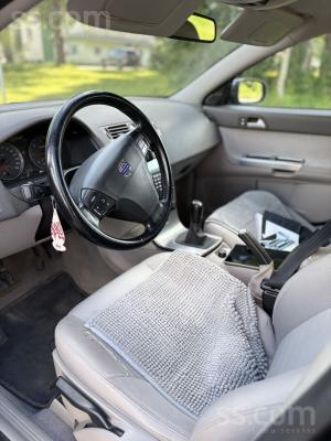 Pelēks Volvo V50 2007 Kuldīga, ar dzinēja tilpumu 2.00 L un nobraukumu 0 tūkst. km par 1500 €, foto 17 vietnē AUTOMOTO.COM.LV