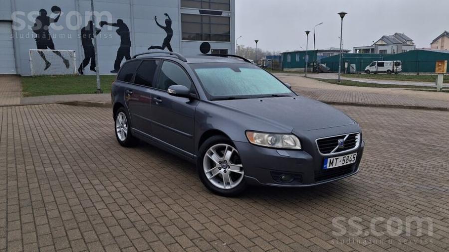 Pelēks Volvo V50 2007 Rīga, ar dzinēja tilpumu 2.40 L un nobraukumu 317 tūkst. km par 3450 €, foto 18 vietnē AUTOMOTO.COM.LV