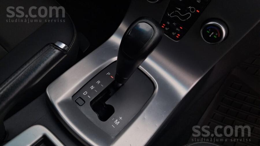 Pelēks Volvo V50 2007 Rīga, ar dzinēja tilpumu 2.40 L un nobraukumu 317 tūkst. km par 3450 €, foto 25 vietnē AUTOMOTO.COM.LV