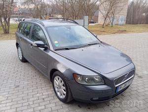 Pelēks Volvo V50 2007 Balvi, ar dzinēja tilpumu 2.00 L un nobraukumu 321 tūkst. km par 1650 €, foto 8 vietnē AUTOMOTO.COM.LV