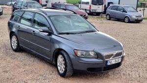 Pelēks Volvo V50 2007 Cēsis, ar dzinēja tilpumu 2.00 L un nobraukumu 357 tūkst. km par 1200 €, foto 4 vietnē AUTOMOTO.COM.LV