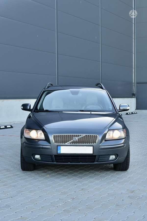 Серый Вольво В50 2007 в Шяуляй, объемом двигателя 1.60 л и пробегом 395 тыс. км за 1490 €, фото 2 на AUTOMOTO.COM.LV
