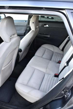 Pelēks Volvo V50 2007 Šauļi, ar dzinēja tilpumu 1.60 L un nobraukumu 395 tūkst. km par 1490 €, foto 12 vietnē AUTOMOTO.COM.LV