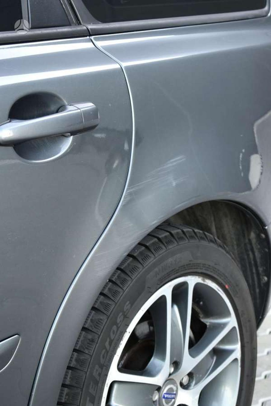 Pelēks Volvo V50 2007 Šauļi, ar dzinēja tilpumu 1.60 L un nobraukumu 395 tūkst. km par 1490 €, foto 17 vietnē AUTOMOTO.COM.LV