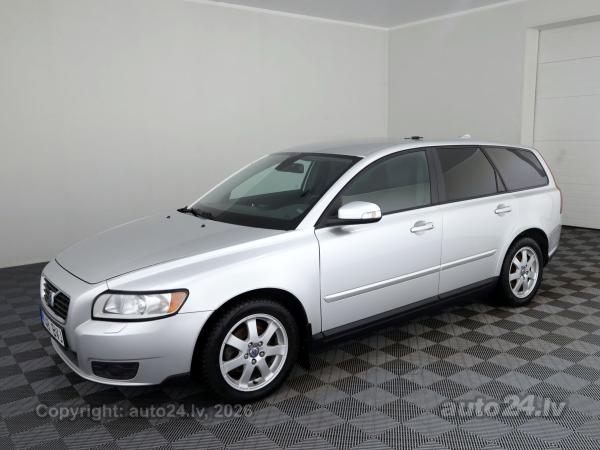 Grey Volvo V50 2007 in Tallinn, with an engine capacity of 1.60 L and mileage of 375 thousand km for 1699 €, photo 2 on AUTOMOTO.COM.LV