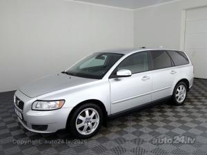 Pelēks Volvo V50 2007 Tallina, ar dzinēja tilpumu 1.60 L un nobraukumu 375 tūkst. km par 1699 €, foto 3 vietnē AUTOMOTO.COM.LV