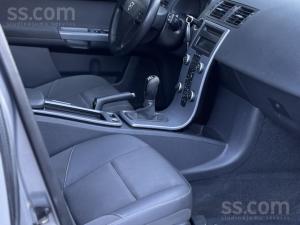 Grey Volvo V50 2007 in Riga, with an engine capacity of 2.00 L and mileage of 351 thousand km for 1580 €, photo 17 on AUTOMOTO.COM.LV