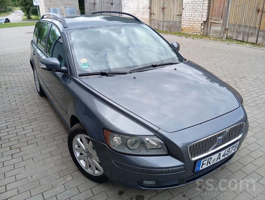 Серый Вольво В50 2007 в Балви, объемом двигателя 2.00 л и пробегом 319 тыс. км за 1399 €, фото 6 на AUTOMOTO.COM.LV