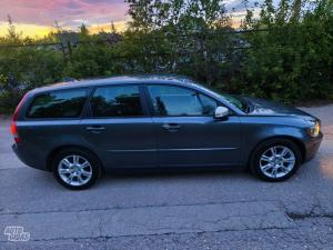 Grey Volvo V50 2007 in Taurage, with an engine capacity of 1.60 L and mileage of 365 thousand km for 1650 €, photo 9 on AUTOMOTO.COM.LV