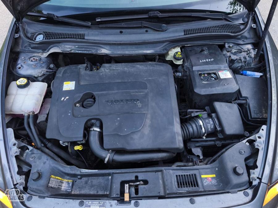 Grey Volvo V50 2007 in Taurage, with an engine capacity of 1.60 L and mileage of 365 thousand km for 1650 €, photo 18 on AUTOMOTO.COM.LV