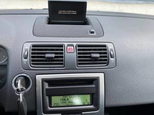 Pelēks Volvo V50 2007 Cēsis, ar dzinēja tilpumu 2.40 L un nobraukumu 325 tūkst. km par 2699 €, foto 16 vietnē AUTOMOTO.COM.LV