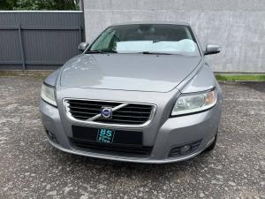 Pelēks Volvo V50 2007 Liepāja, ar dzinēja tilpumu 2.00 L un nobraukumu 270 tūkst. km par 1950 €, foto  vietnē AUTOMOTO.COM.LV