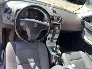 Grey Volvo V50 2007 in Klaipeda, with an engine capacity of 2.00 L and mileage of 460 thousand km for 500 €, photo 10 on AUTOMOTO.COM.LV