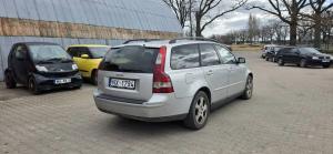 Pelēks Volvo V50 2007 Valmiera, ar dzinēja tilpumu 2.00 L un nobraukumu 340 tūkst. km par 1600 €, foto 4 vietnē AUTOMOTO.COM.LV