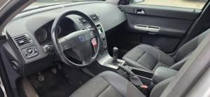 Pelēks Volvo V50 2007 Valmiera, ar dzinēja tilpumu 2.00 L un nobraukumu 340 tūkst. km par 1600 €, foto 9 vietnē AUTOMOTO.COM.LV