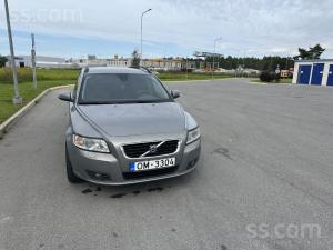 Grey Volvo V50 2007 in Liepaja, with an engine capacity of 1.80 L and mileage of 279 thousand km for 1900 €, photo  on AUTOMOTO.COM.LV