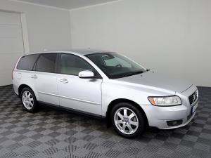 Grey Volvo V50 2007 in Tallinn, with an engine capacity of 1.60 L and mileage of 375 thousand km for 1599 €, photo 9 on AUTOMOTO.COM.LV