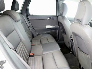 Grey Volvo V50 2007 in Tallinn, with an engine capacity of 1.60 L and mileage of 375 thousand km for 1599 €, photo 15 on AUTOMOTO.COM.LV