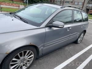 Серый Вольво В50 2007 в Цесис, объемом двигателя 2.00 л и пробегом 0 тыс. км за 1000 €, фото 5 на AUTOMOTO.COM.LV