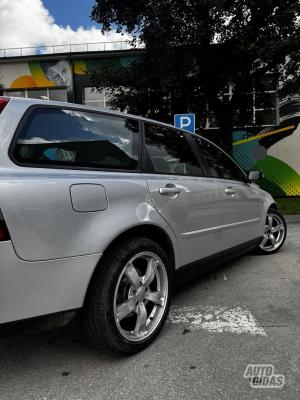 Pelēks Volvo V50 2007 Klaipėda, ar dzinēja tilpumu 2.00 L un nobraukumu 373 tūkst. km par 1999 €, foto 9 vietnē AUTOMOTO.COM.LV