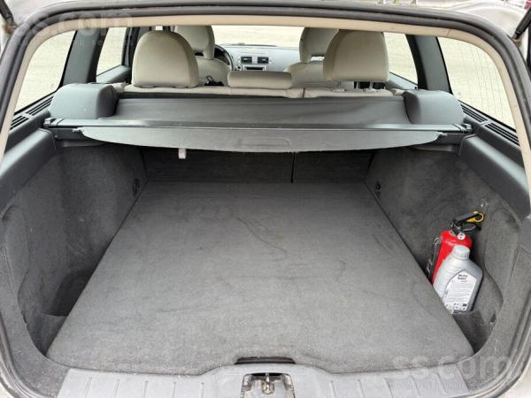 Volvo V50 2007 in Madona on AUTOMOTO.COM.LV Grey Volvo V50 2007 in Madona, with an engine capacity of 2.40 L and mileage of 295 thousand km for 2100 €, photo 10 on AUTOMOTO.COM.LV