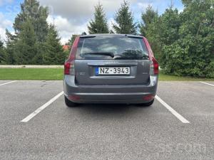 Grey Volvo V50 2007 in Liepaja, with an engine capacity of 2.00 L and mileage of 287 thousand km for 1300 €, photo 3 on AUTOMOTO.COM.LV