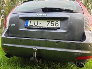 Серый Вольво В50 2007 в Рига, объемом двигателя 2.40 л и пробегом 280 тыс. км за 2750 €, фото 9 на AUTOMOTO.COM.LV