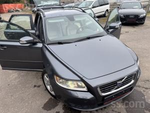 Grey Volvo V50 2007 in Riga, with an engine capacity of 2.40 L and mileage of 217 thousand km for 4750 €, photo  on AUTOMOTO.COM.LV