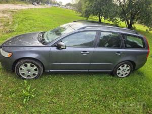 Pelēks Volvo V50 2007 Rīga, ar dzinēja tilpumu 2.40 L un nobraukumu 280 tūkst. km par 2100 €, foto 3 vietnē AUTOMOTO.COM.LV
