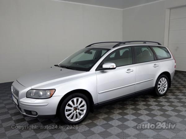 Volvo V50 2007 in Tallinn on AUTOMOTO.COM.LV Grey Volvo V50 2007 in Tallinn, with an engine capacity of 2.00 L and mileage of 266 thousand km for 1499 €, photo 3 on AUTOMOTO.COM.LV