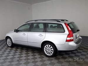 Grey Volvo V50 2007 in Tallinn, with an engine capacity of 2.00 L and mileage of 266 thousand km for 1499 €, photo 5 on AUTOMOTO.COM.LV