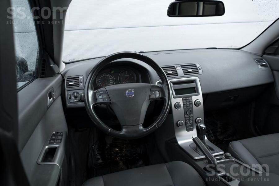 Pelēks Volvo V50 2008 Rīga, ar dzinēja tilpumu 1.60 L un nobraukumu 0 tūkst. km par 4290 €, foto 17 vietnē AUTOMOTO.COM.LV