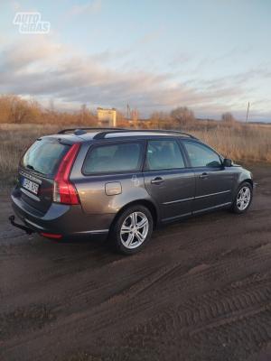 Pelēks Volvo V50 2008 Mažeikiai, ar dzinēja tilpumu 2.00 L un nobraukumu 364 tūkst. km par 1050 €, foto 7 vietnē AUTOMOTO.COM.LV