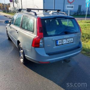 Grey Volvo V50 2008 in Riga, with an engine capacity of 2.00 L and mileage of 475 thousand km for 2450 €, photo 11 on AUTOMOTO.COM.LV