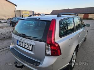 Grey Volvo V50 2008 in Paide, with an engine capacity of 1.60 L and mileage of 325 thousand km for 2990 €, photo 4 on AUTOMOTO.COM.LV