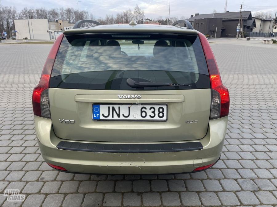 Grey Volvo V50 2008 in Raseiniai, with an engine capacity of 2.00 L and mileage of 300 thousand km for 1700 €, photo 12 on AUTOMOTO.COM.LV