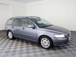 Grey Volvo V50 2008 in Tallinn, with an engine capacity of 2.40 L and mileage of 248 thousand km for 1899 €, photo  on AUTOMOTO.COM.LV