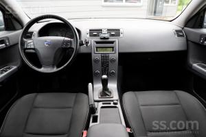 Pelēks Volvo V50 2008 Tukums, ar dzinēja tilpumu 1.60 L un nobraukumu 400 tūkst. km par 2300 €, foto 6 vietnē AUTOMOTO.COM.LV
