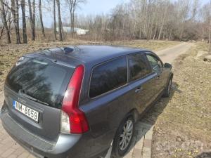 Pelēks Volvo V50 2008 Rīga, ar dzinēja tilpumu 1.60 L un nobraukumu 295 tūkst. km par 1300 €, foto 4 vietnē AUTOMOTO.COM.LV