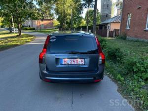 Pelēks Volvo V50 2008 Rīga, ar dzinēja tilpumu 1.60 L un nobraukumu 0 tūkst. km par 1599 €, foto 5 vietnē AUTOMOTO.COM.LV