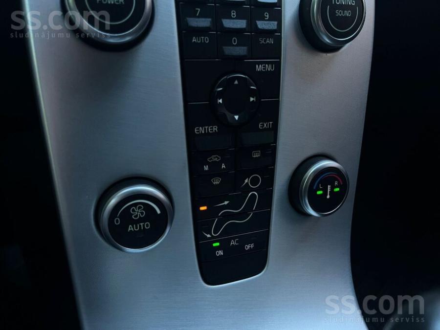 Pelēks Volvo V50 2008 Rīga, ar dzinēja tilpumu 1.60 L un nobraukumu 0 tūkst. km par 1599 €, foto 17 vietnē AUTOMOTO.COM.LV