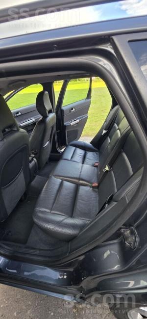 Pelēks Volvo V50 2008 Rīga, ar dzinēja tilpumu 2.40 L un nobraukumu 299 tūkst. km par 4350 €, foto 10 vietnē AUTOMOTO.COM.LV