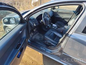 Pelēks Volvo V50 2008 Liepāja, ar dzinēja tilpumu 2.00 L un nobraukumu 308 tūkst. km par 3500 €, foto 5 vietnē AUTOMOTO.COM.LV